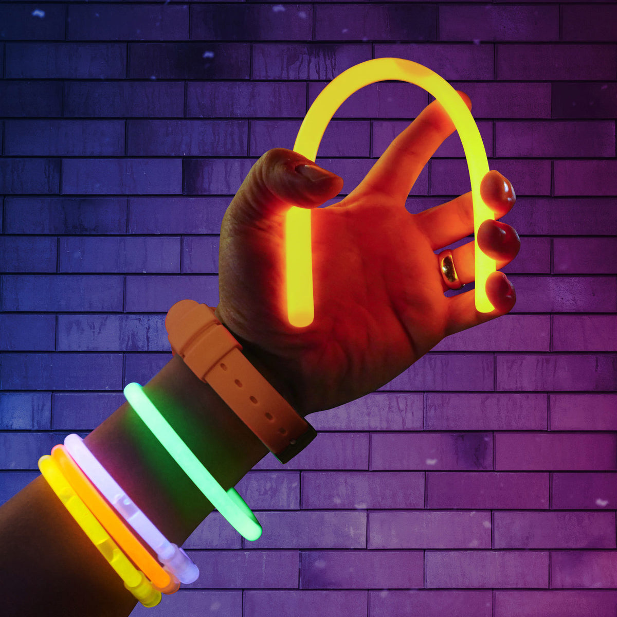 Snap And Glow Sticks - 100 Piece Party Pack | PIEX